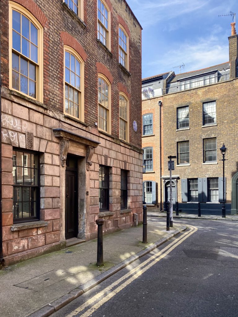 A little walk around Spitalfields' most beautiful streets - The deVOL ...