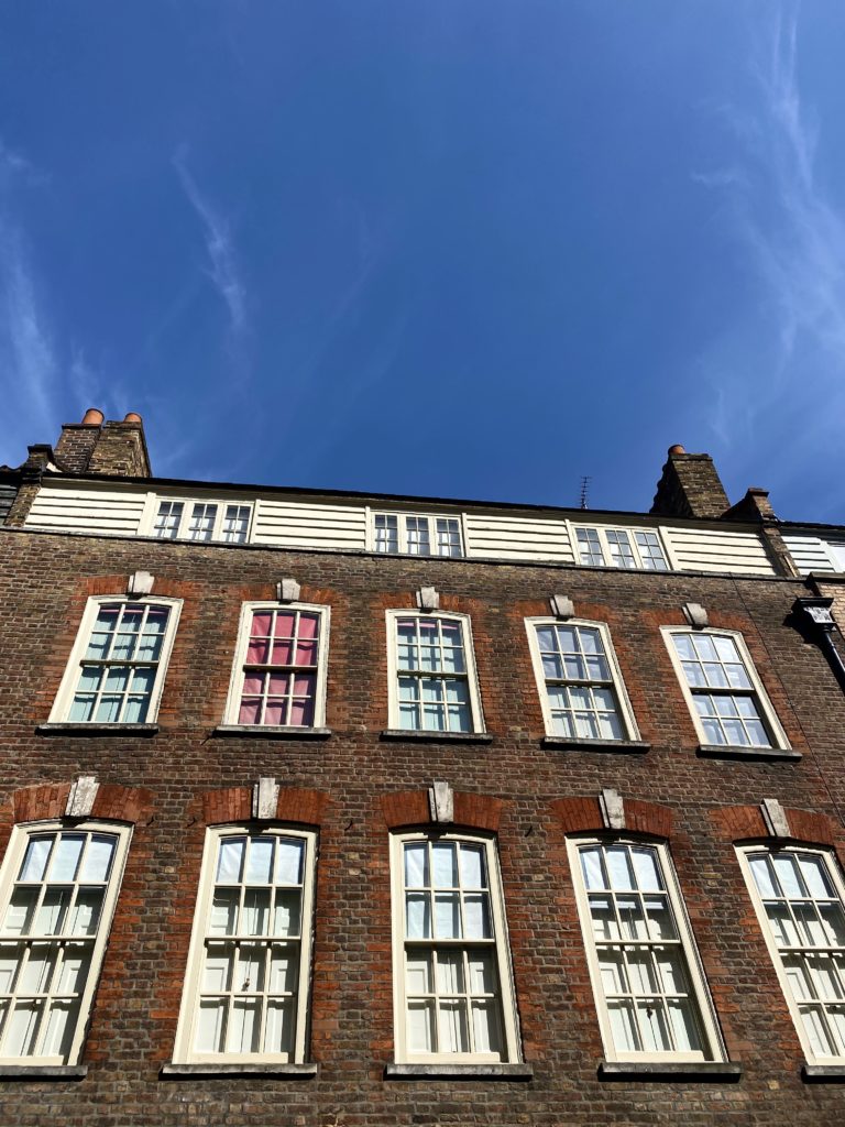 A little walk around Spitalfields' most beautiful streets - The deVOL ...