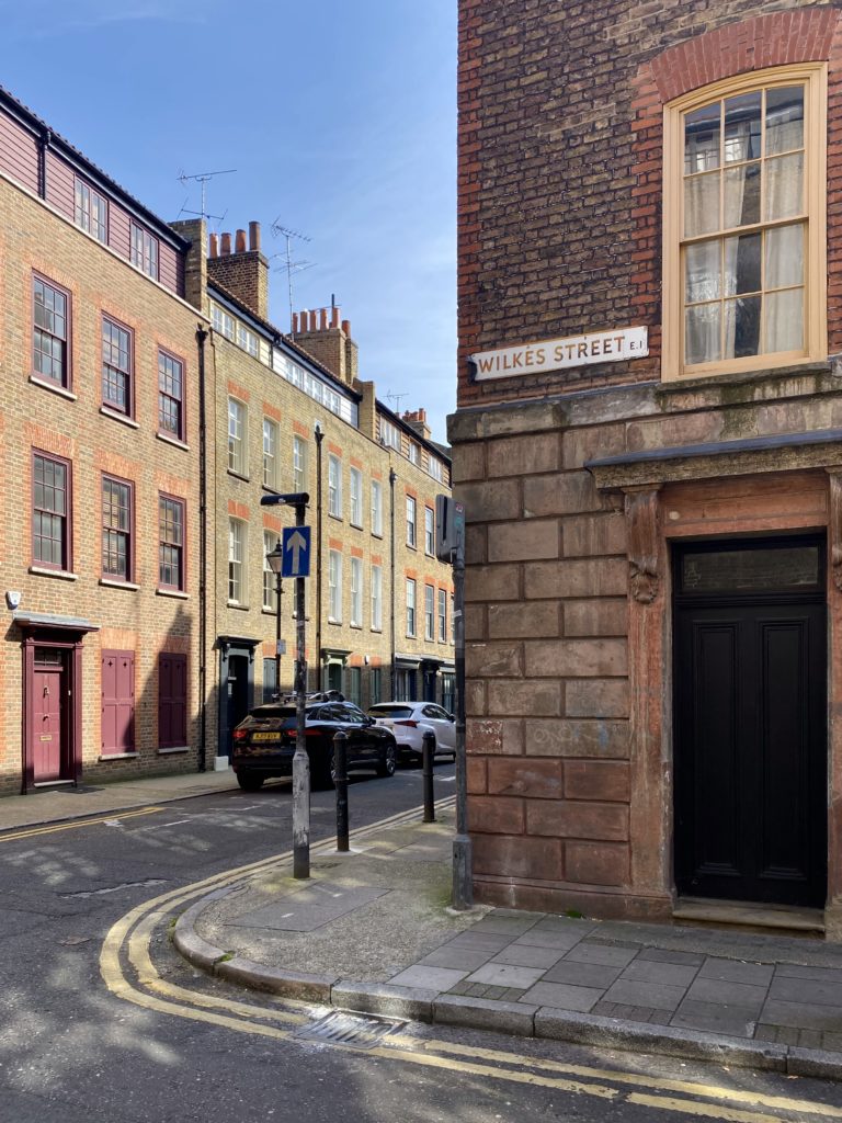 A little walk around Spitalfields' most beautiful streets - The deVOL ...