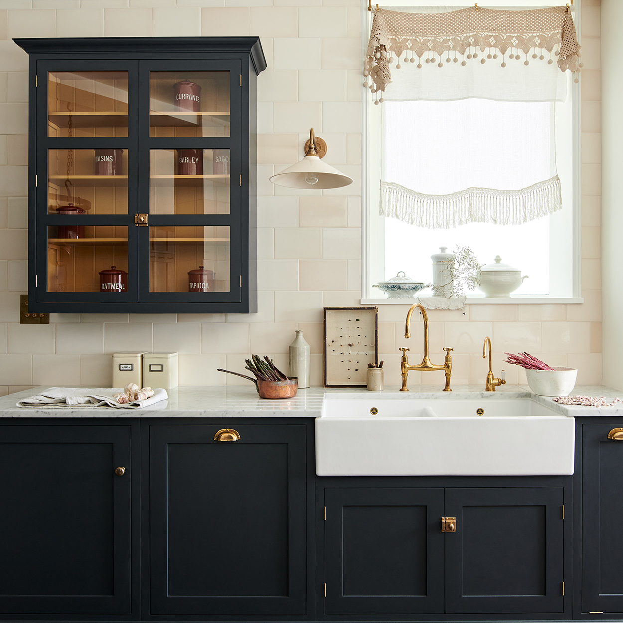 The Heirloom Task Light by deVOL - The deVOL Journal - deVOL Kitchens