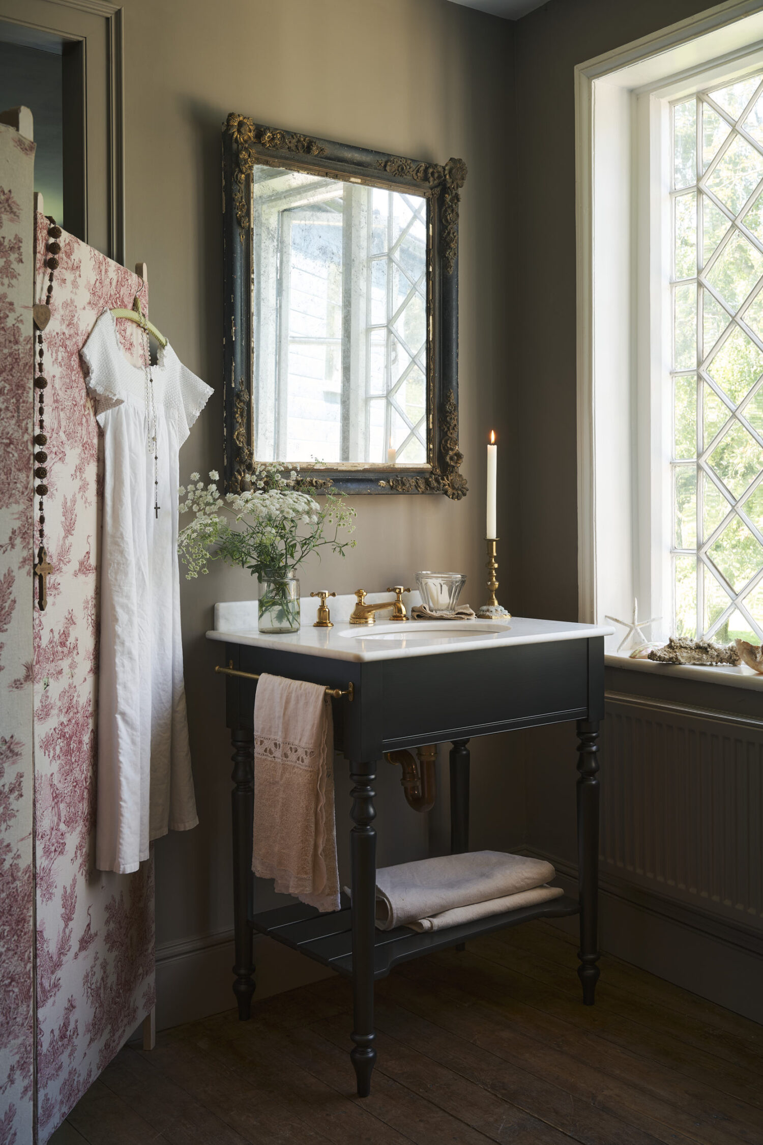 The Best Bathroom Washstand Chosen by Industry Experts - The deVOL ...