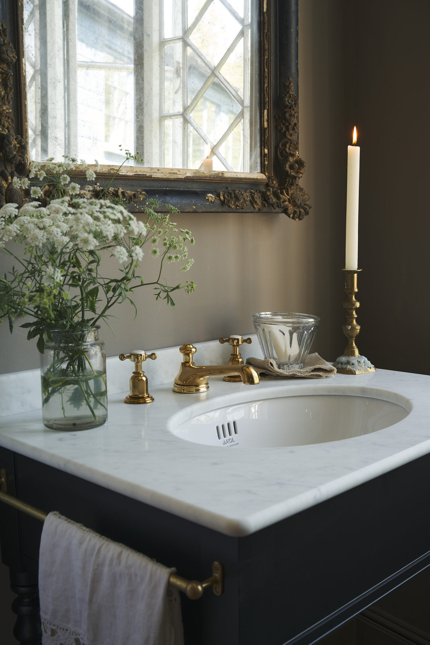 The Best Bathroom Washstand Chosen by Industry Experts - The deVOL ...