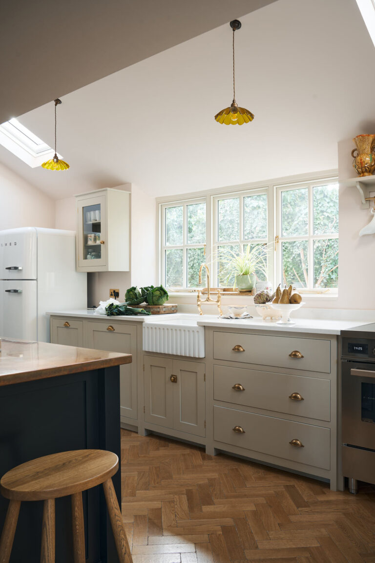 A Photoshoot in Kingham for deVOL and Floors of Stone Too! - The deVOL ...
